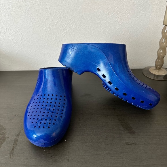 Calzuro | Shoes | Calzaros W7 Royal Blue Clogs | Poshmark